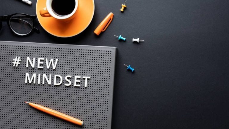 How Do You Get Out Of A Negative Mindset? 21 Powerful Ways